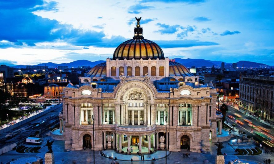 Grad koji tone: Meksiko Siti urušava se sam u sebe