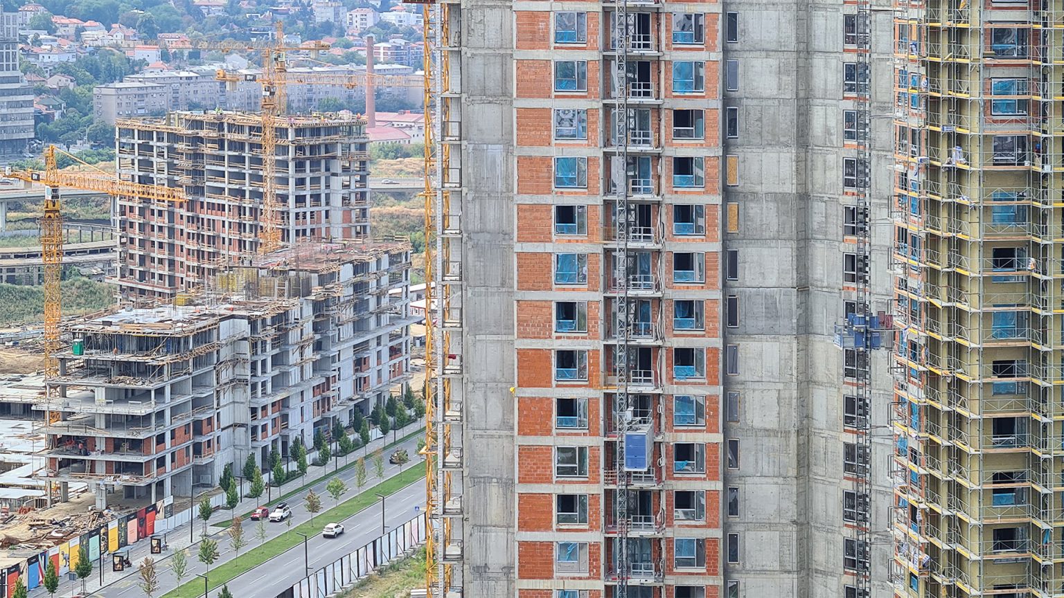 Kako na cene nekretnina u Srbiji utiču povećanje kamatnih stopa i ...