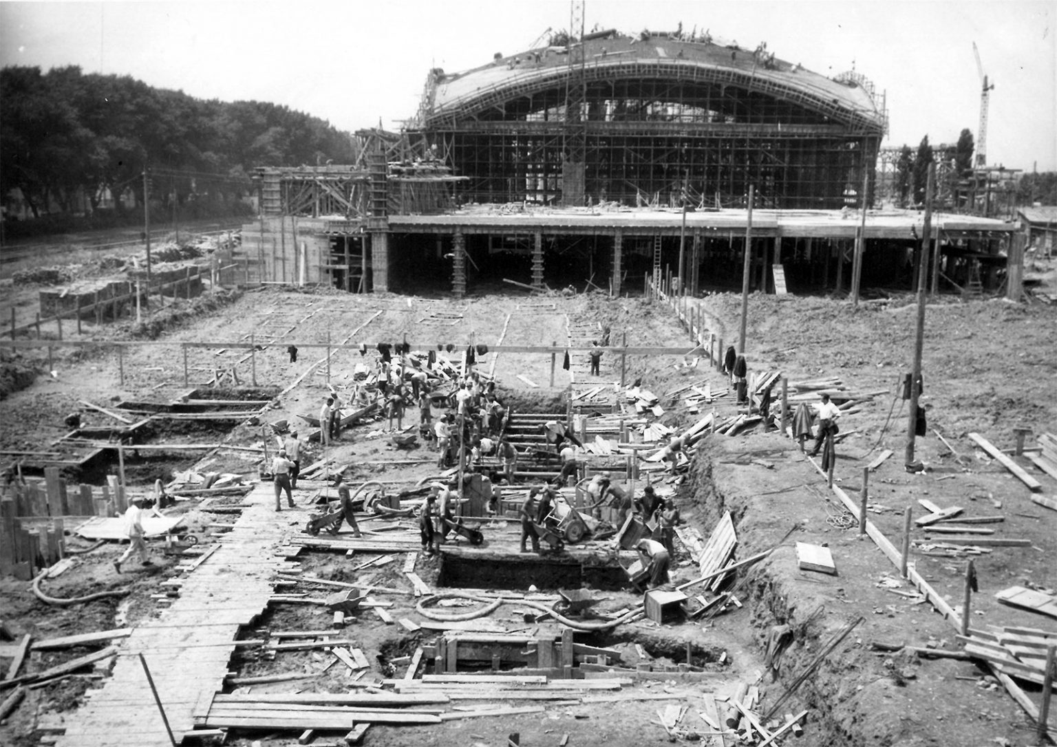 Rušenje Sajma: Provokacija ili neprijatna realnost? – Gradnja