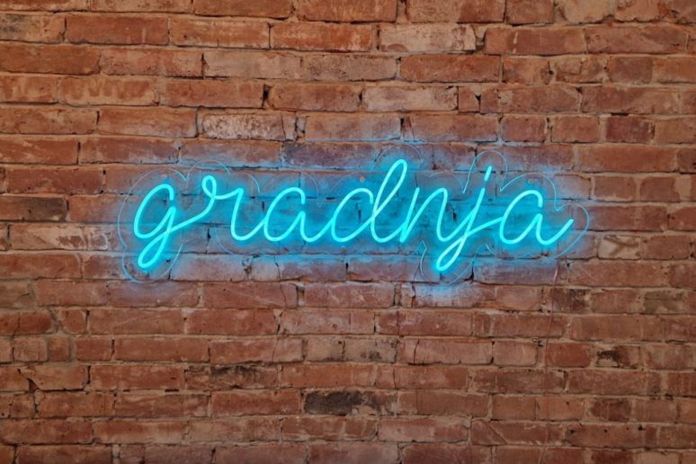 Gradnja – Odgovor kuću gradi